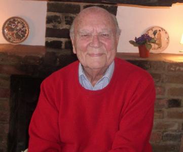 British Filmmaker Norman Spencer Dies at 110 - LongeviQuest