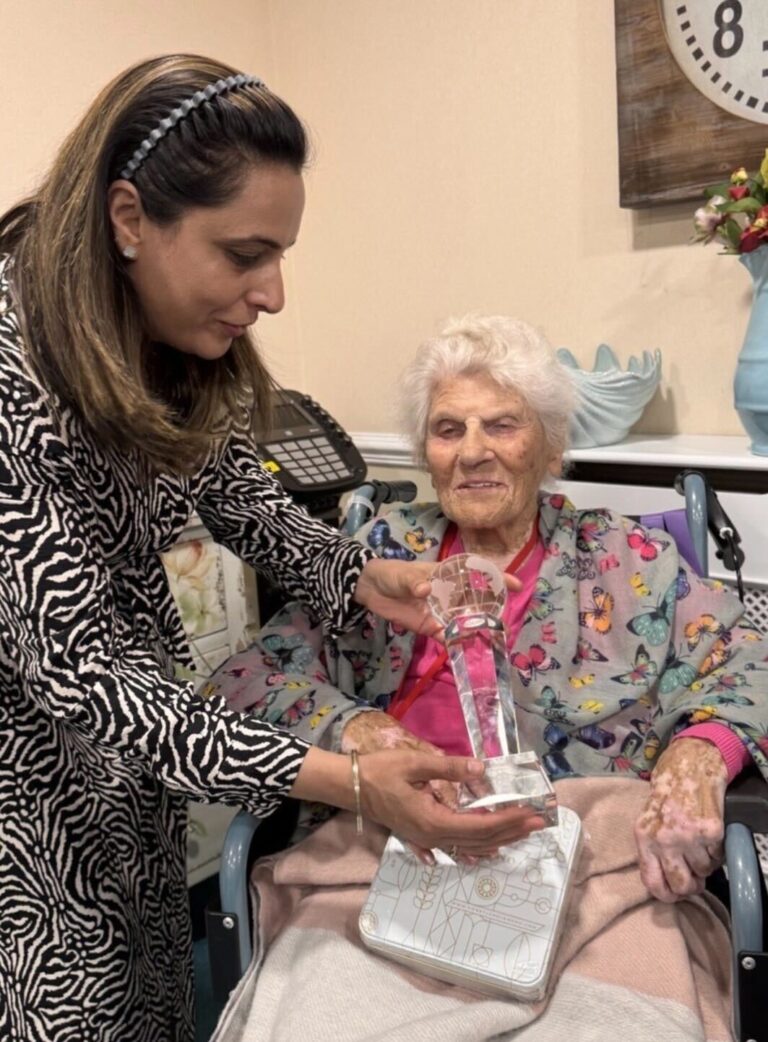 Ethel Caterham, 115, Awarded World's Oldest Person Trophy - LongeviQuest